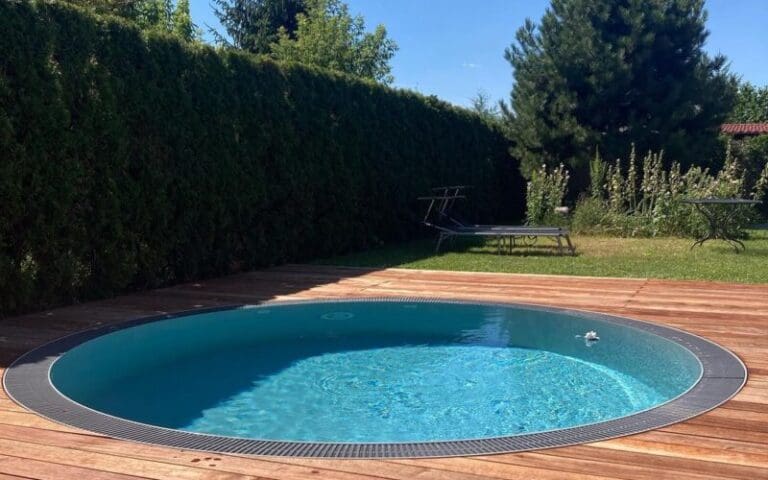 Round Pools 🏊 Premium Swimming Pools for Sale UK
